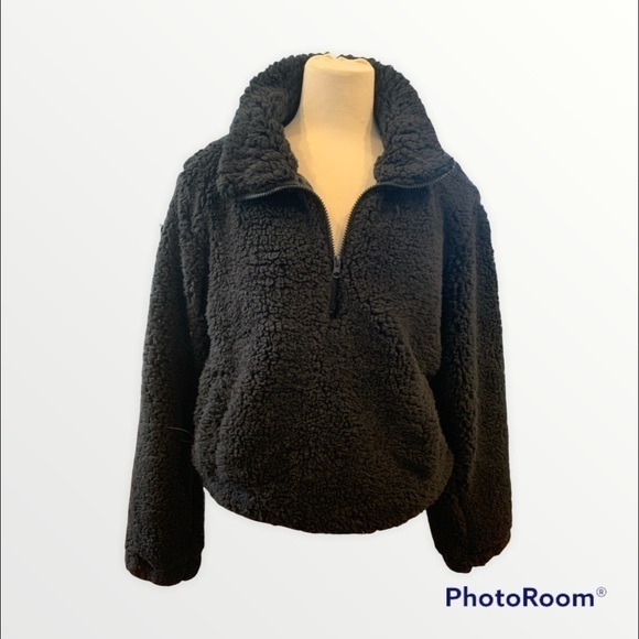 Sage | Jackets & Coats | Sage Black Fuzzy Pullover | Poshmark